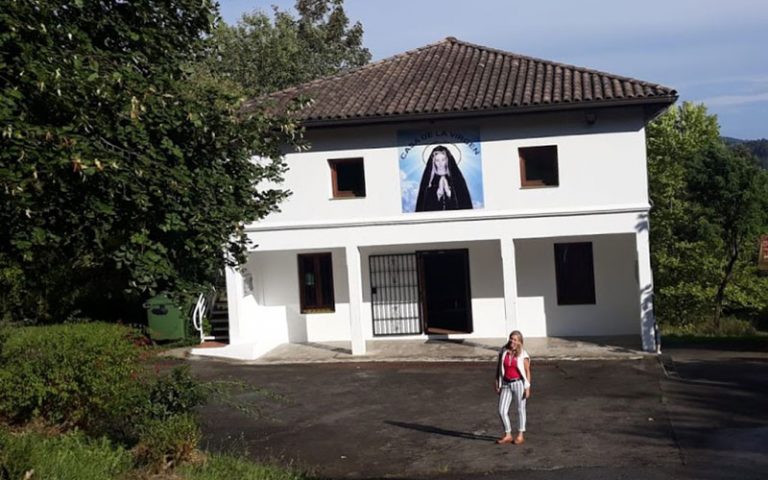 Visita al Santuario de la Virgen de Umbe - Maria por el mundo